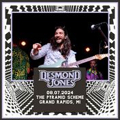 Desmond Jones Live Concert Setlist at The Pyramid SCheme, Grand Rapids ...